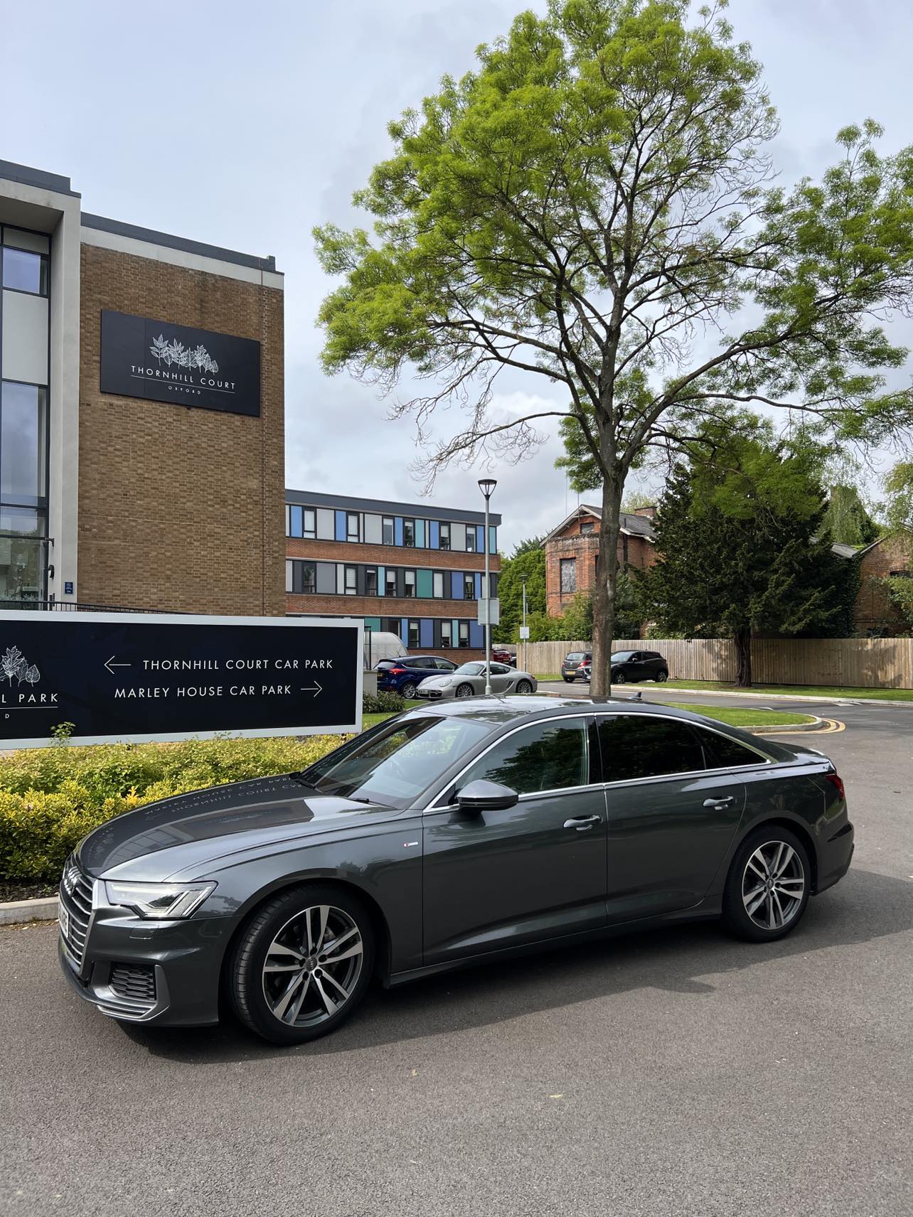 Executive Travel Bicester – Airport Transfer | Executive Cars Bicester ...